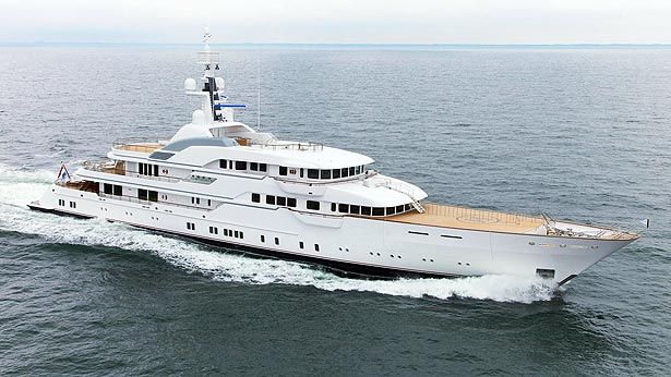 Feadship delivers superyacht Hampshire II